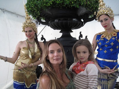 Gabrielle_Anwar_and_Daughter,_Paisley_at_Make_A_Wish_Garden_Party_2010 ...