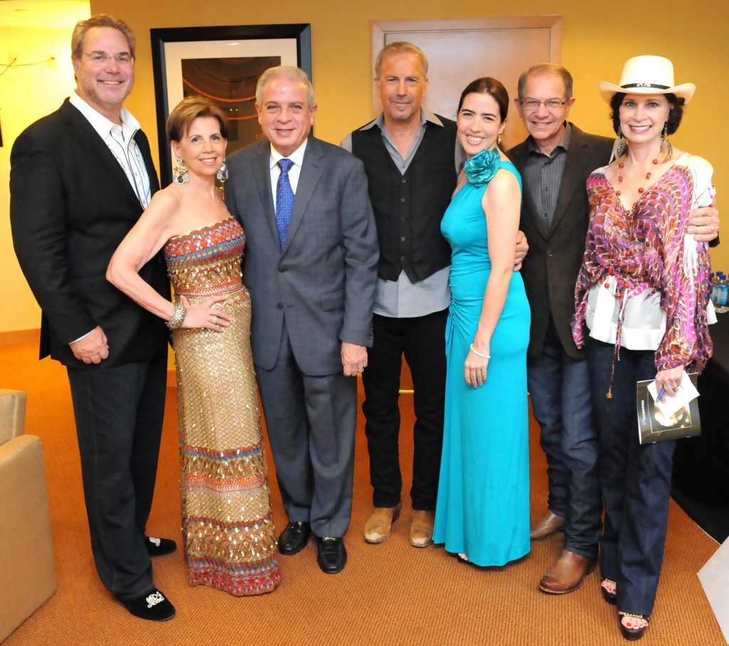 MIAMI SOCIALHOLIC » Blog Archive » A Night at the Museum and a Western Gala